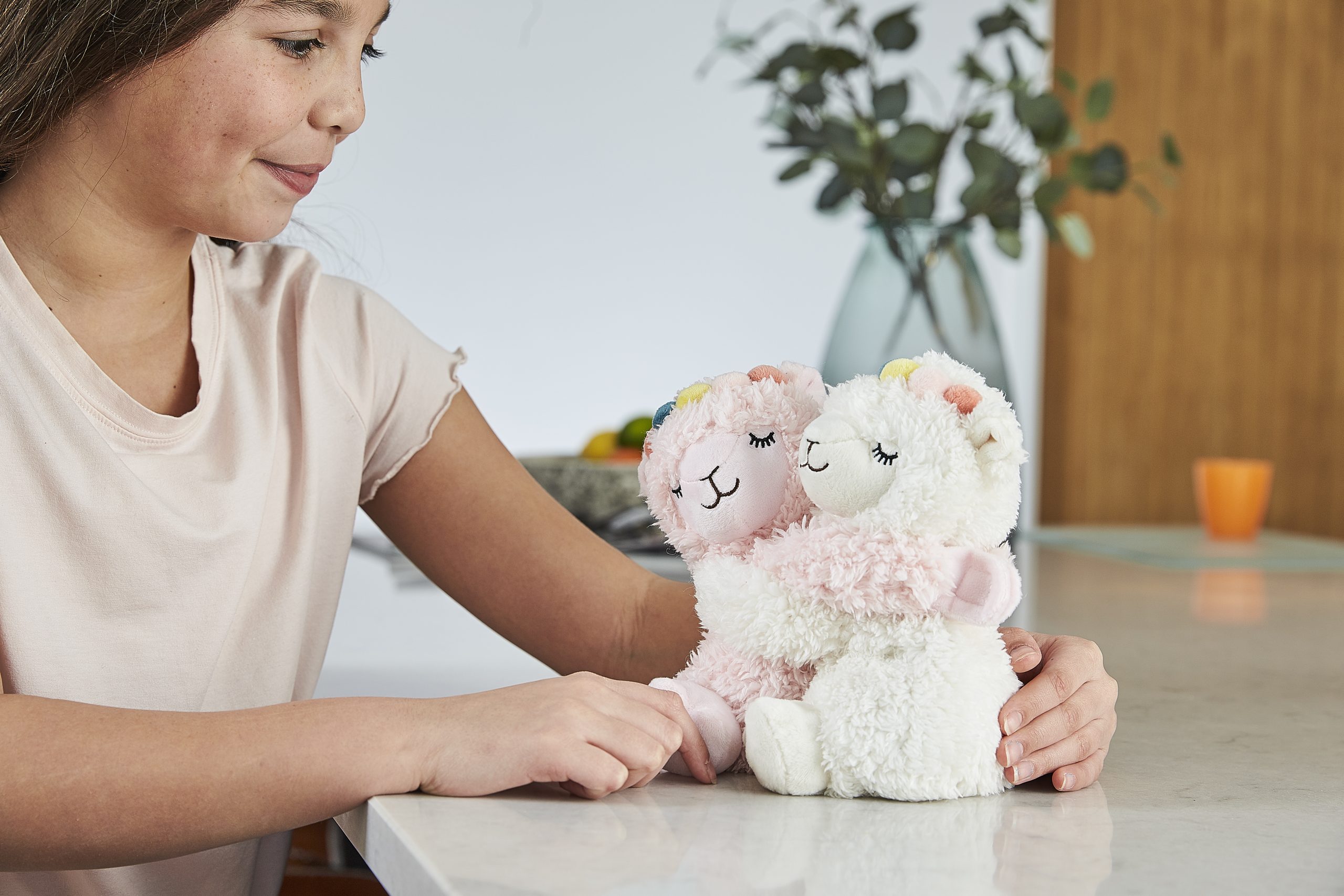 Heatable Lavender Hugging Llamas | Cute warming gift | Send a Cuddly